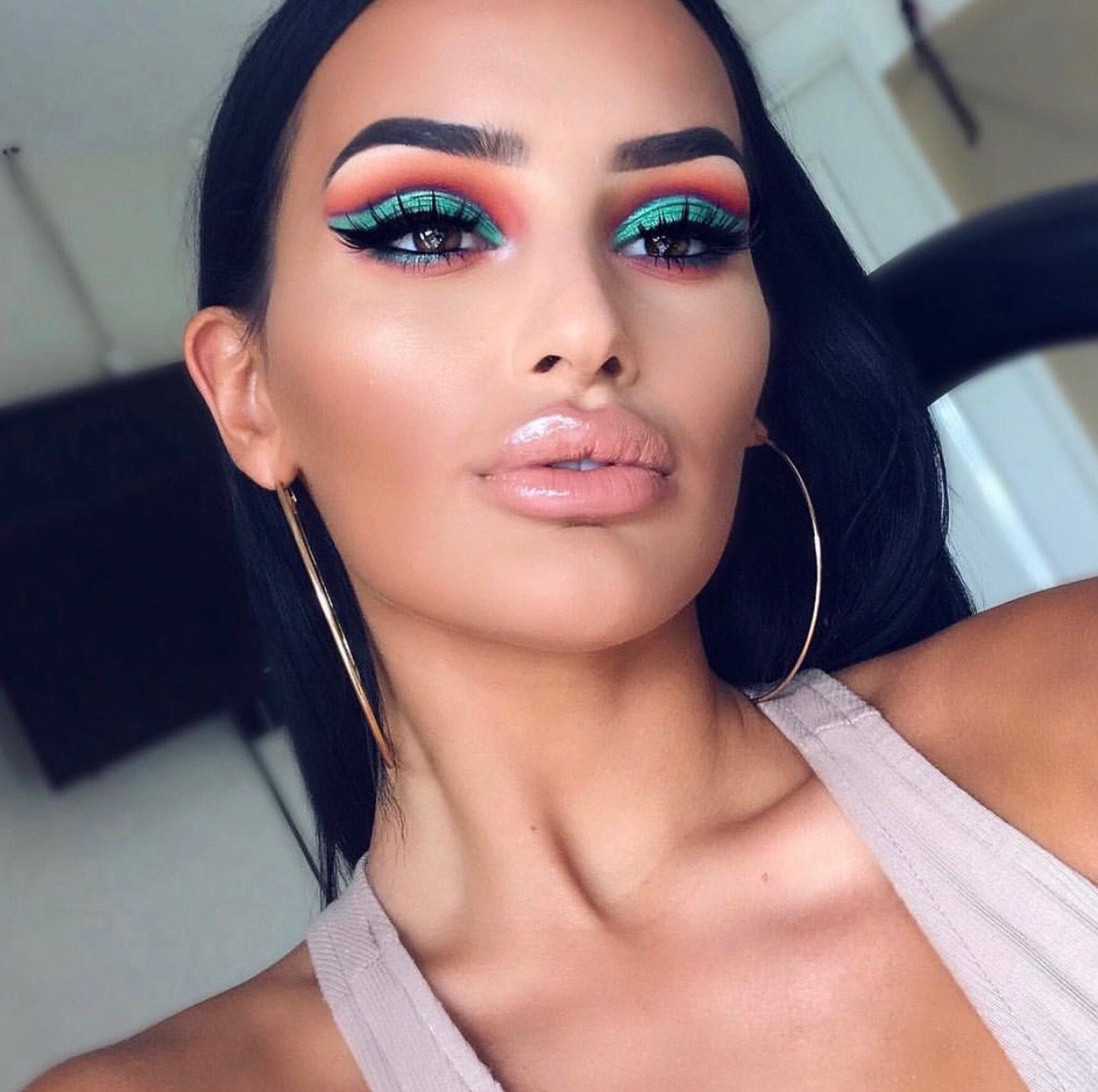 Machiaj de seara simplu si elegant - Idei si inspiratie pentru un look ...