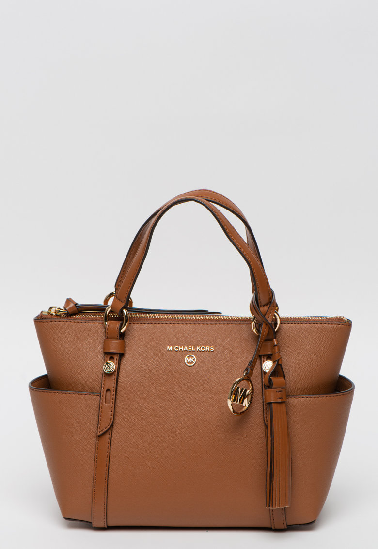 Geanta Michael Kors este un must-have in orice dulap. Modele populare ...