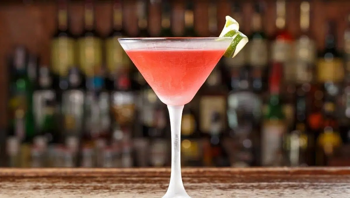 Retete de cocktail: cum sa prepari acasa cele mai faimoase bauturi din ...